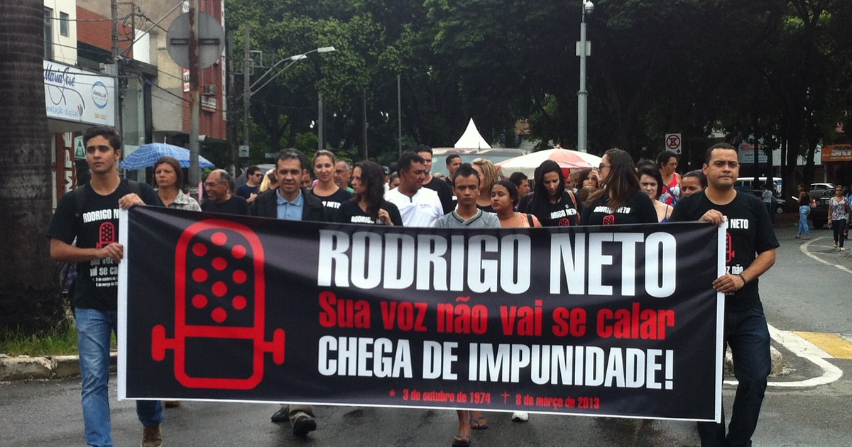 G1 - Protesto marca 32 dias da execução do repórter Rodrigo Neto ...
