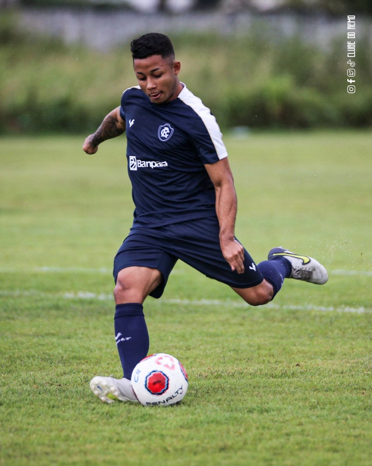 Ronald comemora retorno aos gramados: “Trabalhei muito por esse momento ...