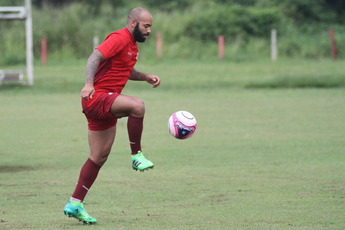Com ritmo de jogo, Tiago Costa projeta evolução no Náutico | náutico | ge