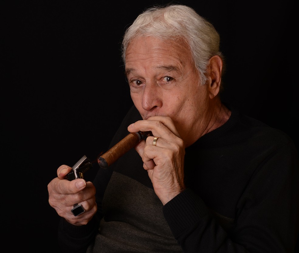 Carlos Lyra vai além da bossa nova no primeiro álbum autoral de músicas ...