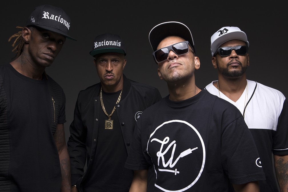 Racionais MC's comemora 'Sobrevivendo no inferno' no vestibular da ...