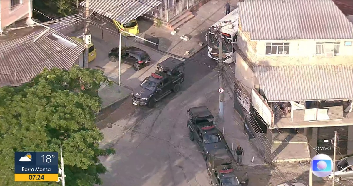 Polícia faz operação no Complexo de Israel, Zona Norte do Rio | Rio de ...