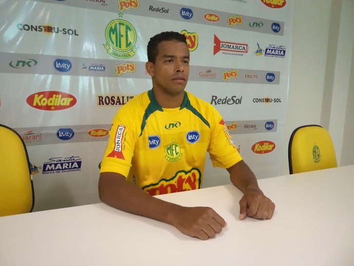 Madureira anuncia retorno de Marcelo Macedo, ex-Flu, Fla e Atlético-PR