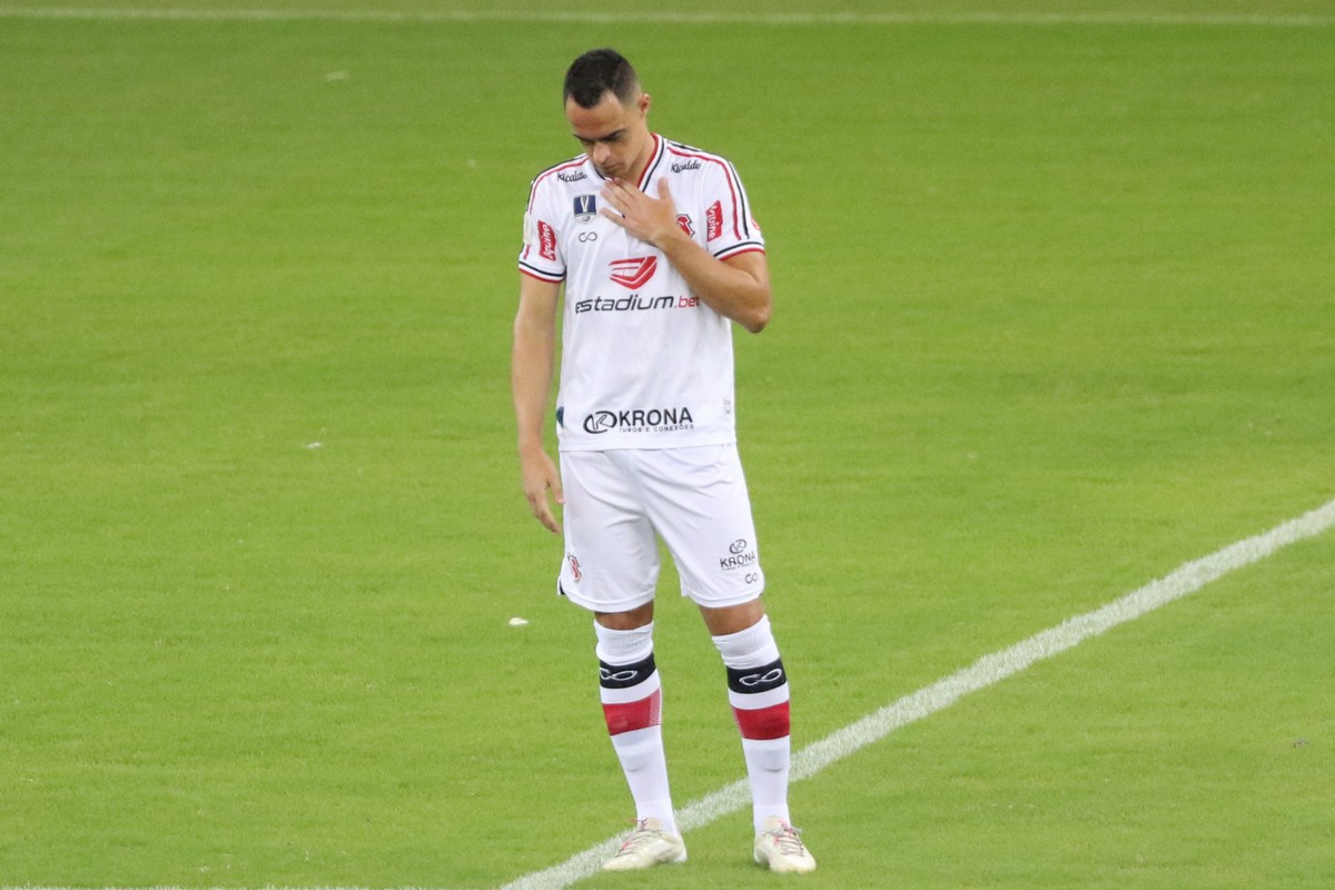 Sem pressa para novo acordo com Victor Rangel, Santa Cruz mantém ...