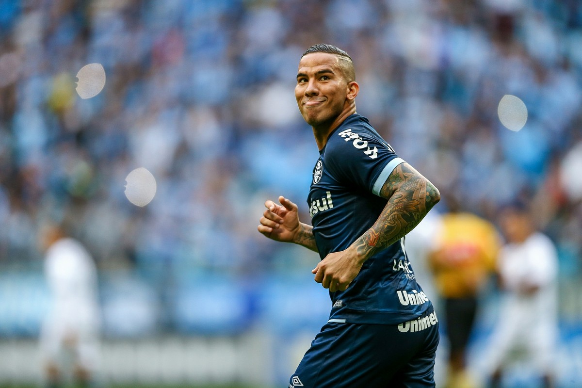 Atuações: Jael lidera o Grêmio em goleada com boa atuação coletiva na ...