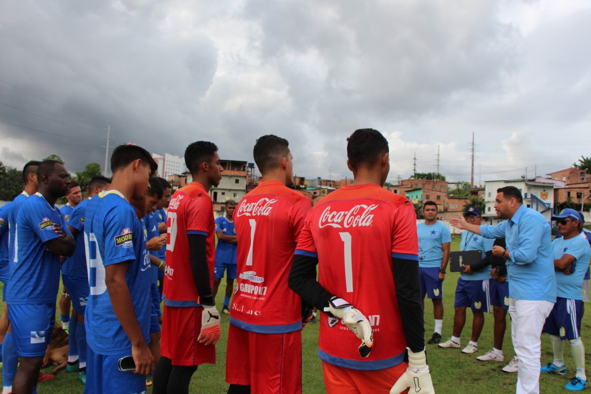 Às vésperas jogo do ano, presidente e elenco do Naça fazem as pazes em ...