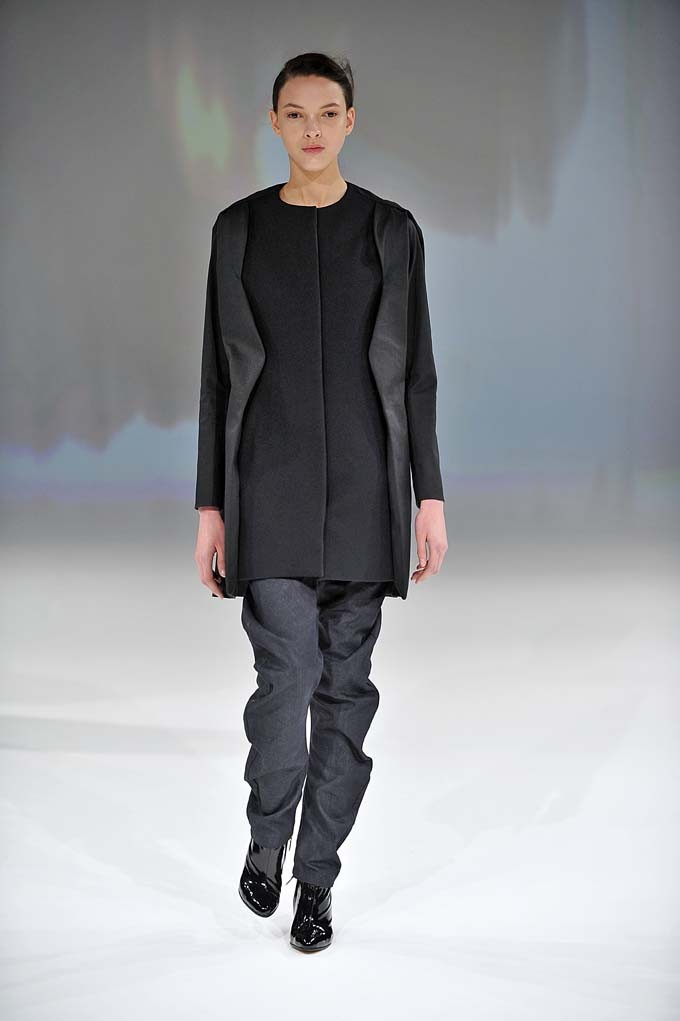 Hussein Chalayan | Paris | Inverno 2014 | Desfiles | Vogue