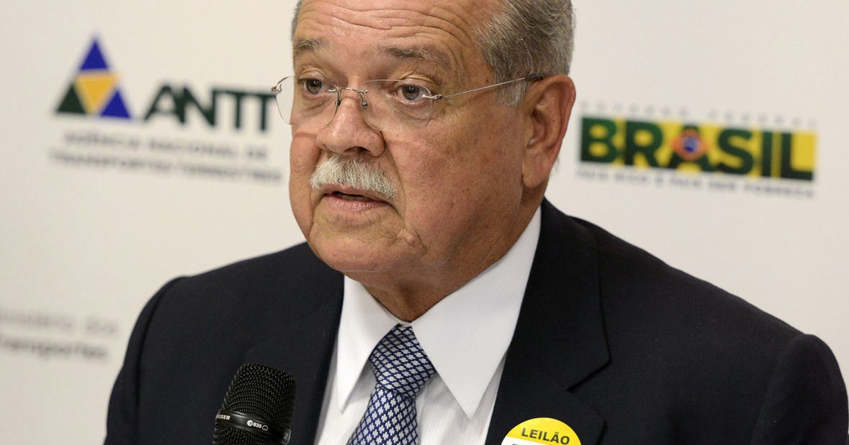 Economia - Para governo, leilão da BR-040 foi sucesso, diz César Borges