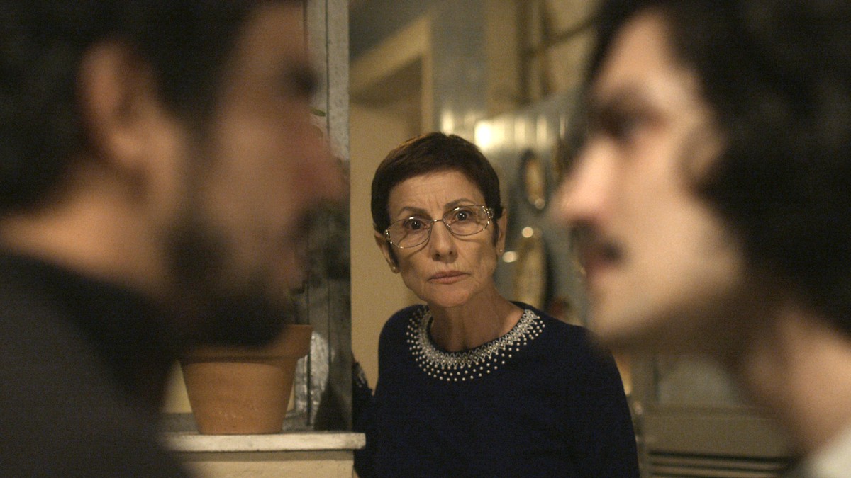 Vera flagra briga de Gustavo e Renato por causa de Rimena | vem por aí ...