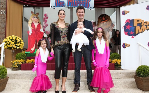 Filhas de Rodrigo Faro se vestem de Miss Piggy em festa de aniversário ...