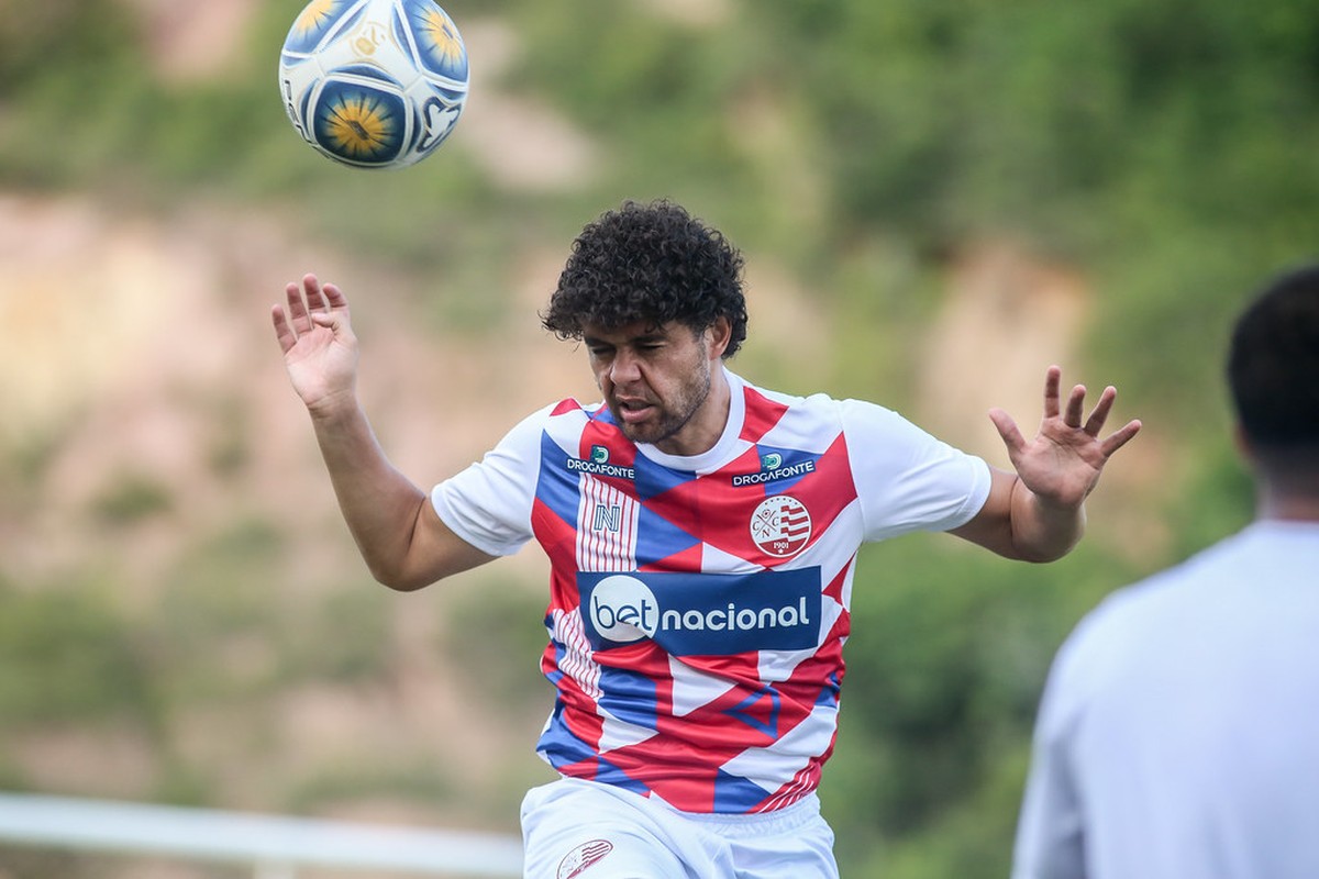 Victor Ferraz comemora maratona do Náutico: "Significa que estamos ...