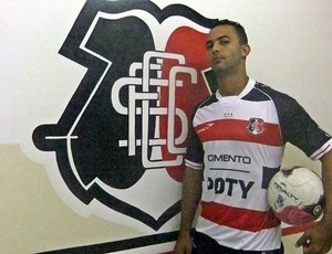 Vagner perto de ganhar chance no time titular do Santa Cruz ...