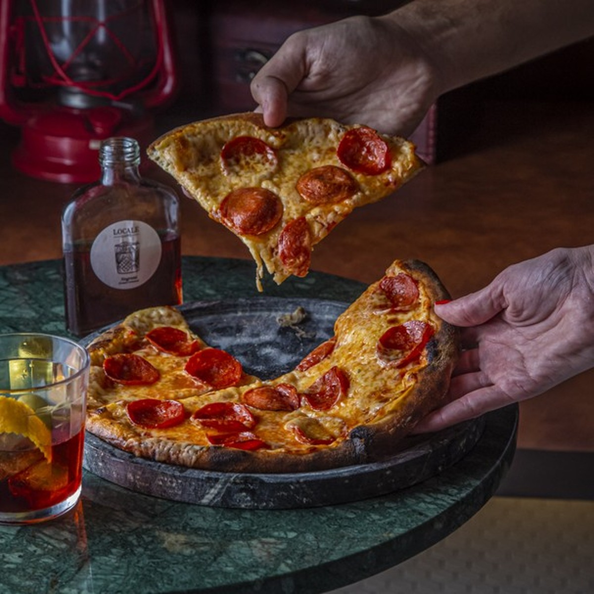Receita: aprenda a fazer pizza de peperonni | Gastronomia | Glamour