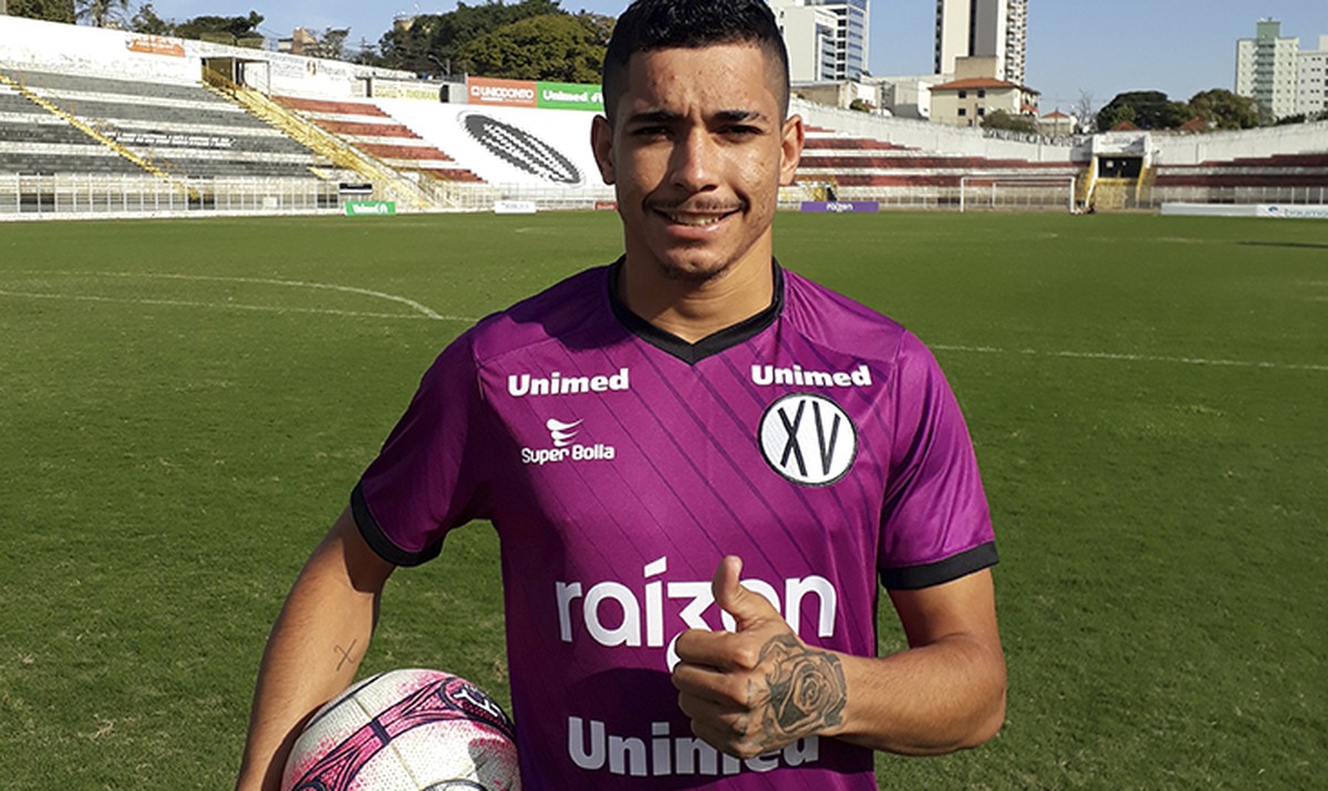 Ex-Maringá, Welton Paragua assina contrato e vira 21ª contratação do XV ...