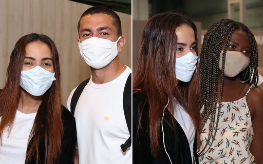 Anitta embarca com o irmão para os EUA e posa com fãs em aeroporto ...