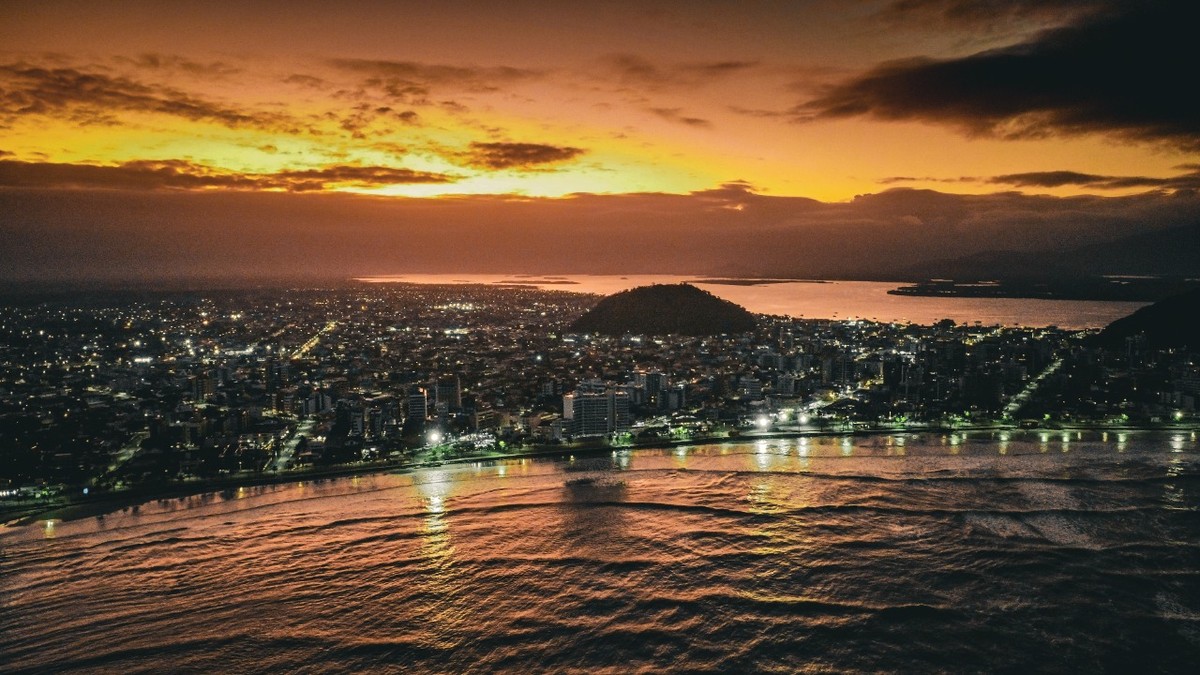 Guaratuba noturna | Guaratuba a praia do Paraná | G1