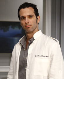 Pérsio Faruq Ahmad - Personagens - Amor à Vida