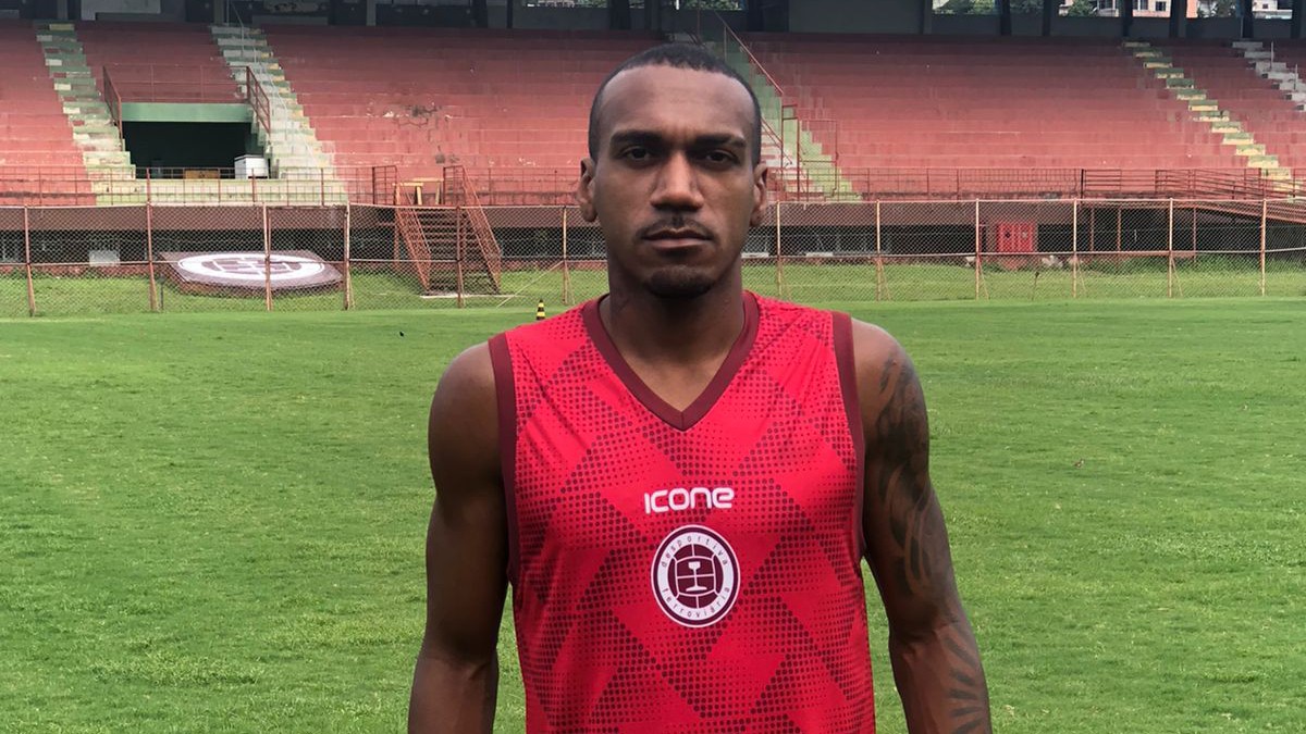 Na Desportiva, Mikael vai jogar pela primeira vez uma Série A Estadual ...