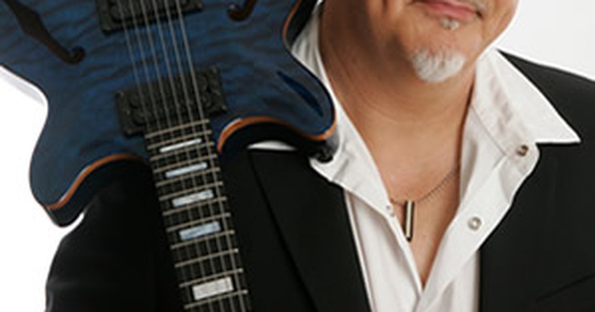 G1 - Guitarrista vencedor do Grammy se apresenta em Barra Mansa, RJ ...