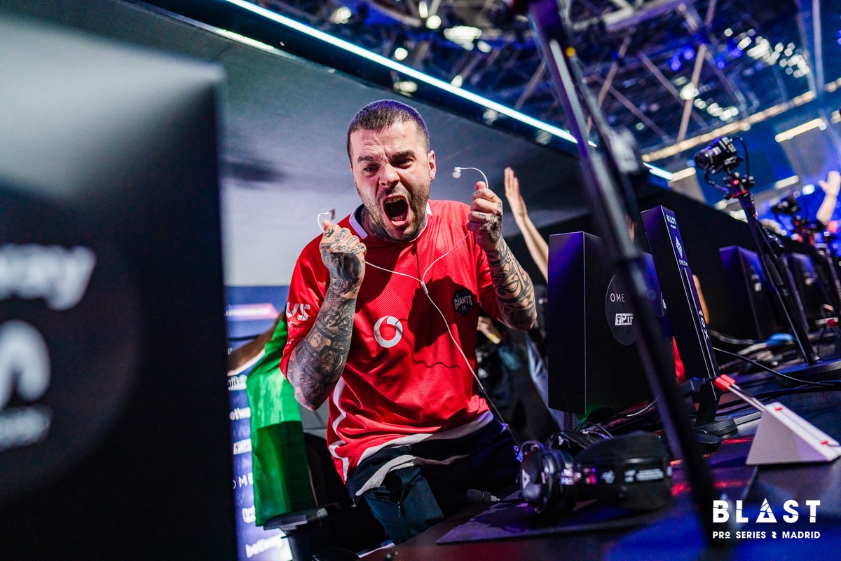 CS:GO: fox diz que "daria dois tapas" em mulher e é suspenso pela ...