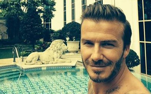 David Beckham relaxa em piscina de hotel em Macau - Quem | QUEM News