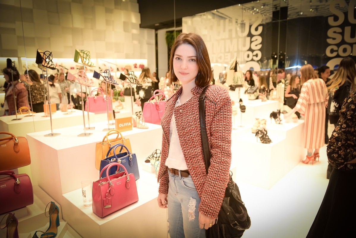 Schutz lança coleção de verão 2018 com coquetel para convidados ...