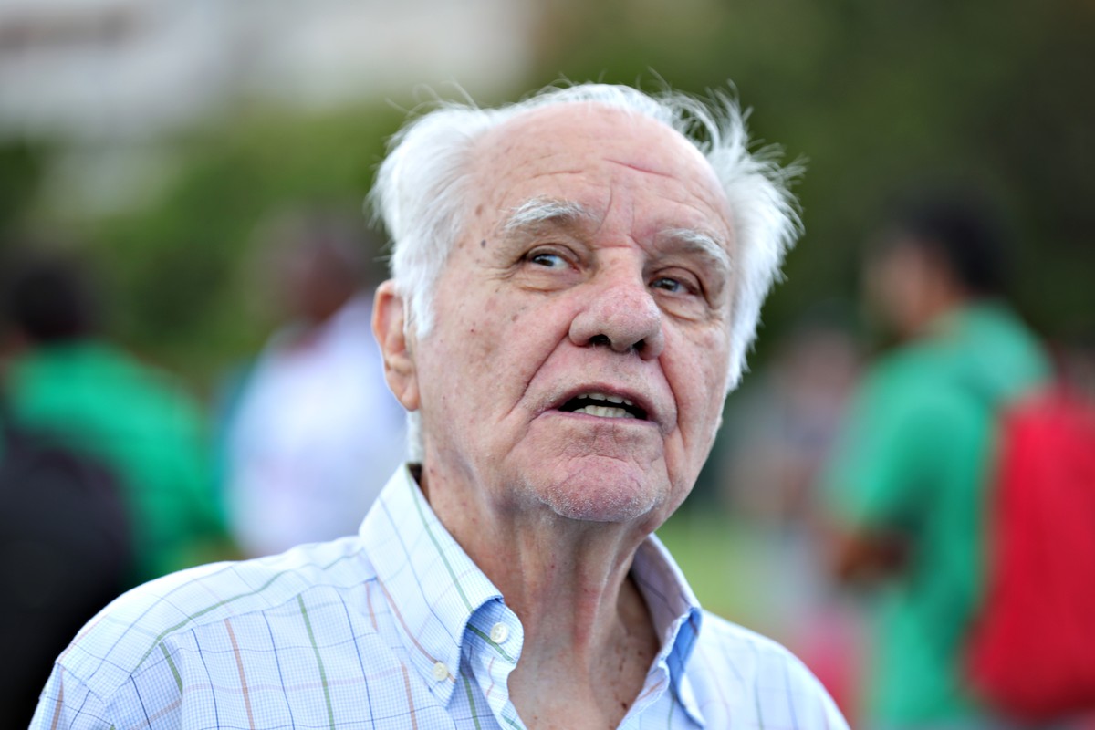 Campeão do interior como técnico em 1970, Evaristo de Macedo felicita ...