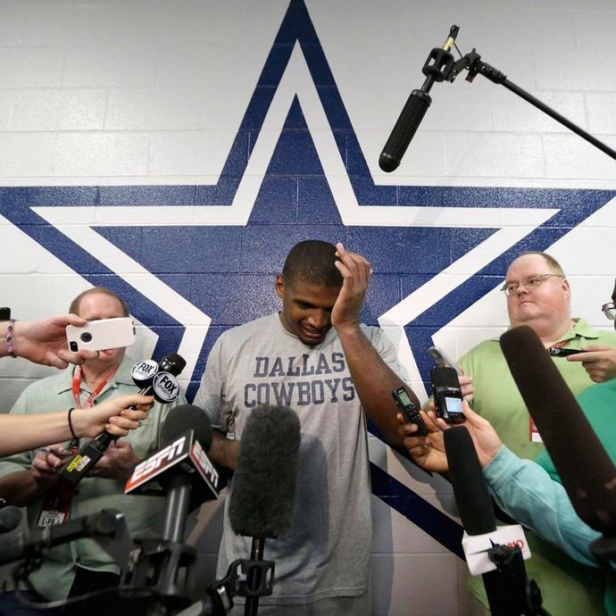 Primeiro gay draftado pela NFL, Michael Sam é dispensado do Dallas ...