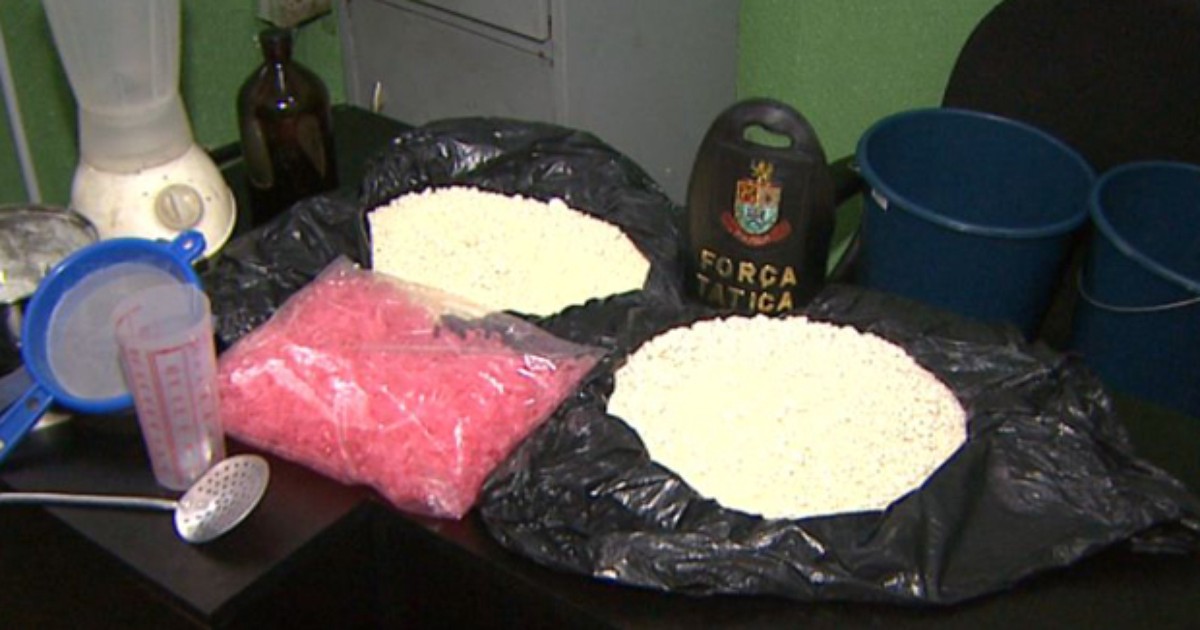 G1 - Quatro são detidos com 5 kg de pasta base de cocaína em Ribeirão ...