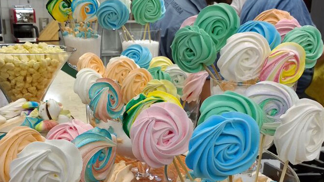 Doces e Sobremesas > Suspiro | Doces e sobremesas | Receitas