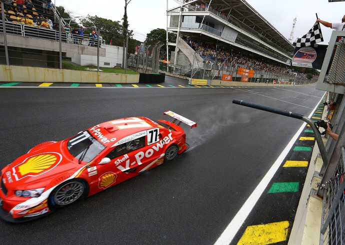Valdeno comemora segundo lugar na abertura da temporada da Stock Car ...