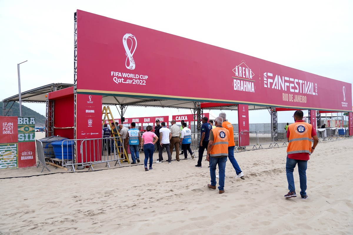 Autoridades fazem última vistoria no Fifa Fan Fest de Copacabana | Copa ...
