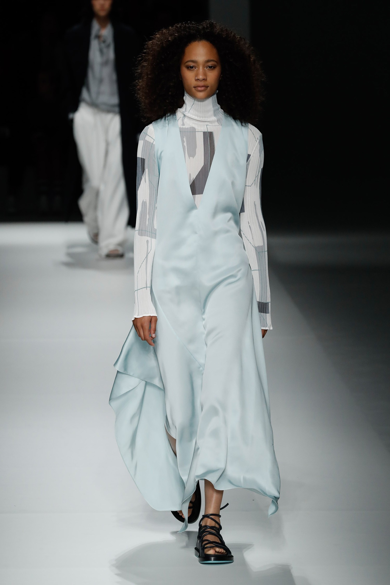 BOSS | Verão 2019 | Nova York | Desfiles | Vogue