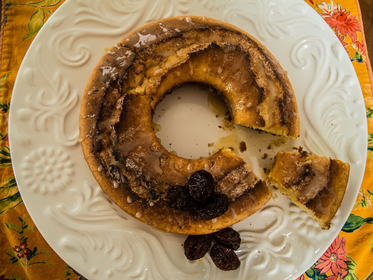 Bolo de Ricota com Ameixas | Acompanhamentos | Receitas