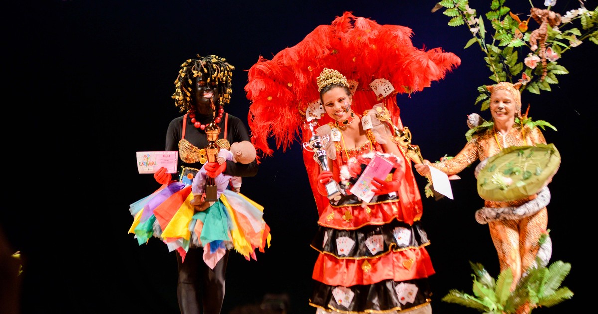 G1 - Concurso premia melhores fantasias e máscaras de carnaval em ...