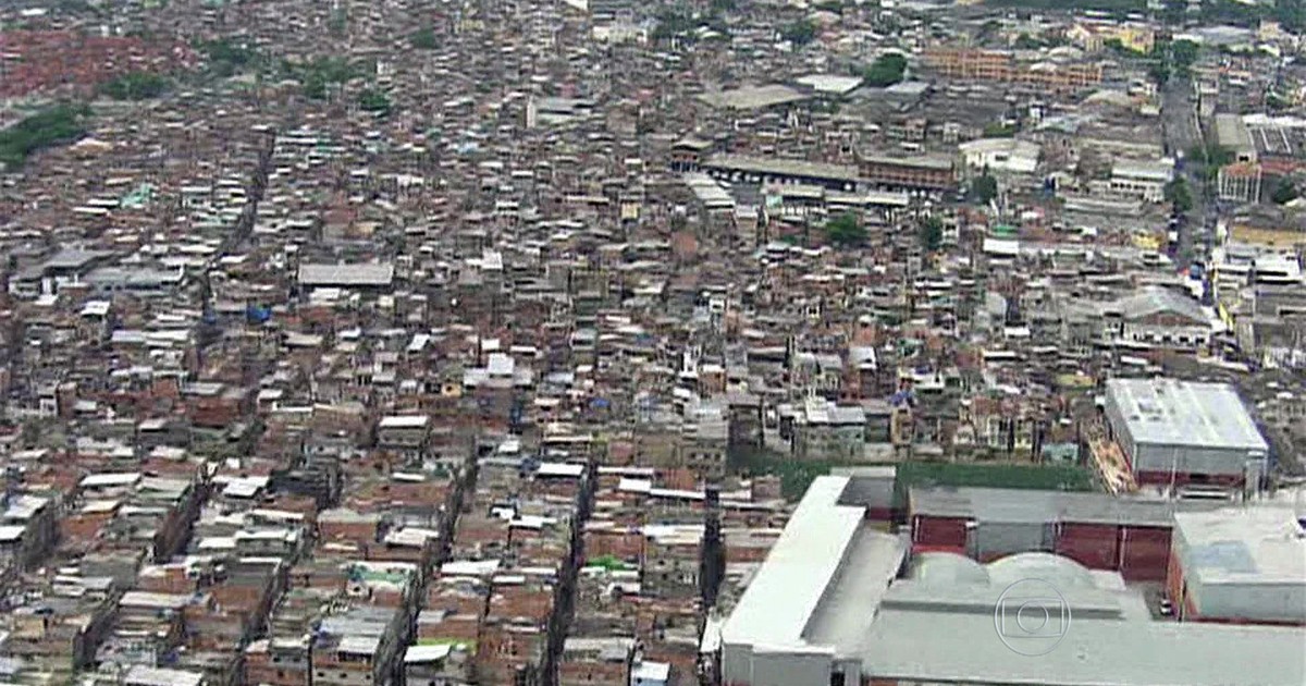 Jornal Nacional - Forças Armadas vão ajudar no policiamento da favela ...