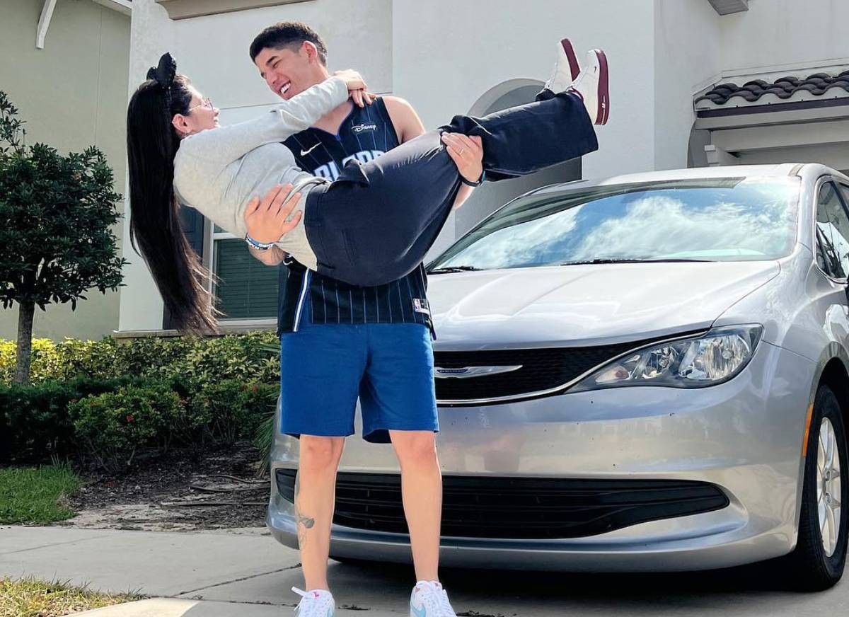 Zé Vaqueiro se diverte nos EUA com a mulher após turnê pelo país ...