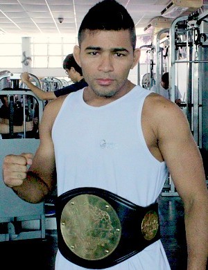 Rayner Silva fará 3ª defesa de cinturão do Jungle Fight contra Nildo ...