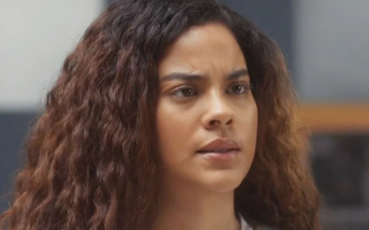 'Vai na fé': Jenifer vai morar com Theo