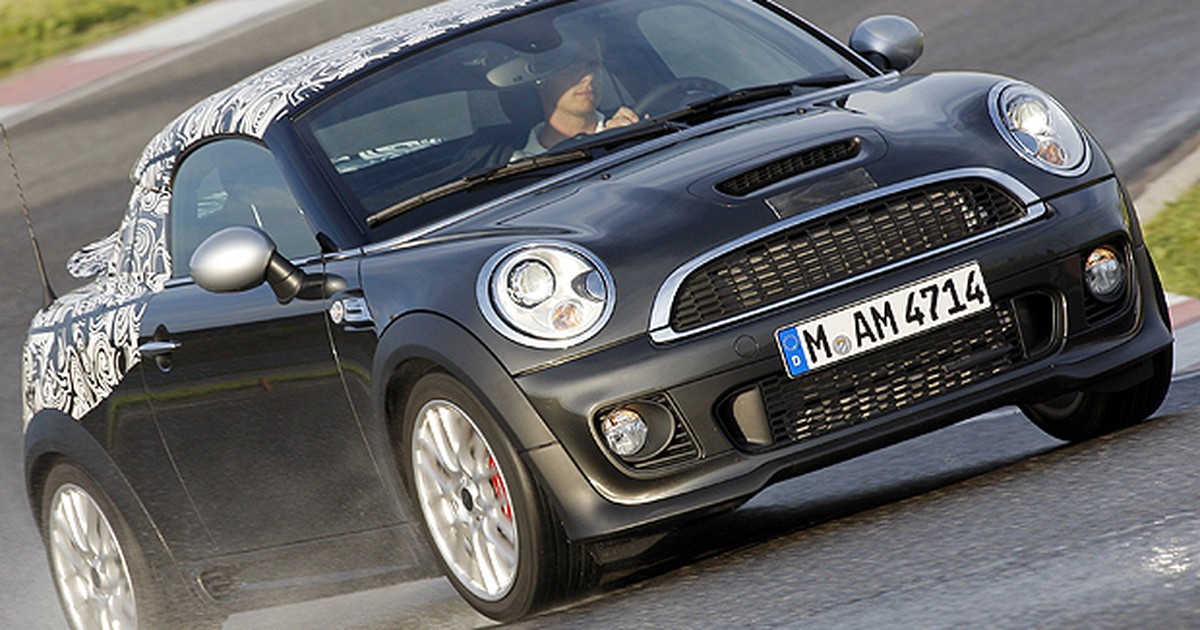 Auto Esporte - Mini Cooper Coupé chega em outubro ao Brasil