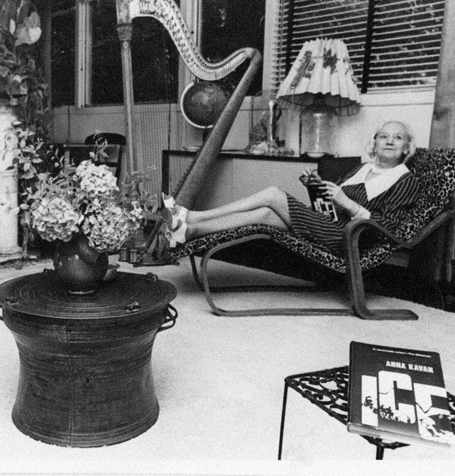 Escritora radical dos anos 60, Anna Kavan anteviu um apocalipse ...