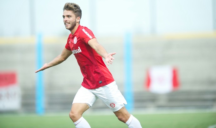 Lembra dele? Winck tenta sorte como técnico e vê sobrinho nos seus ...