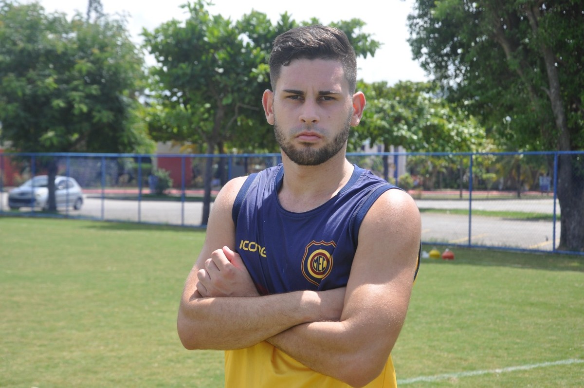 Artilheiro da Segundona em 2018, Rhainer deixa o Madureira e acerta com ...