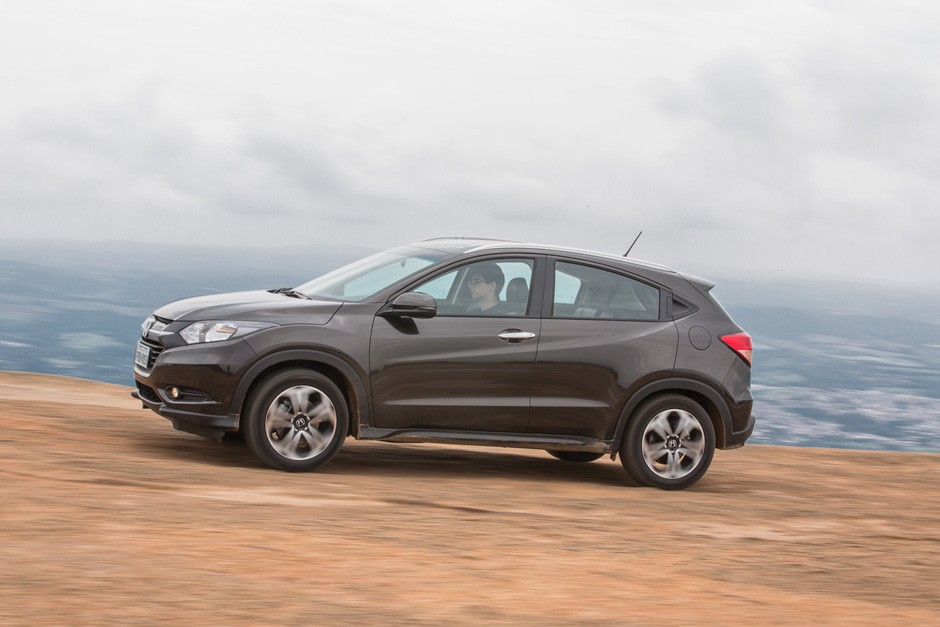 Comparativo: Honda HR-V x Jeep Renegade | Testes | autoesporte