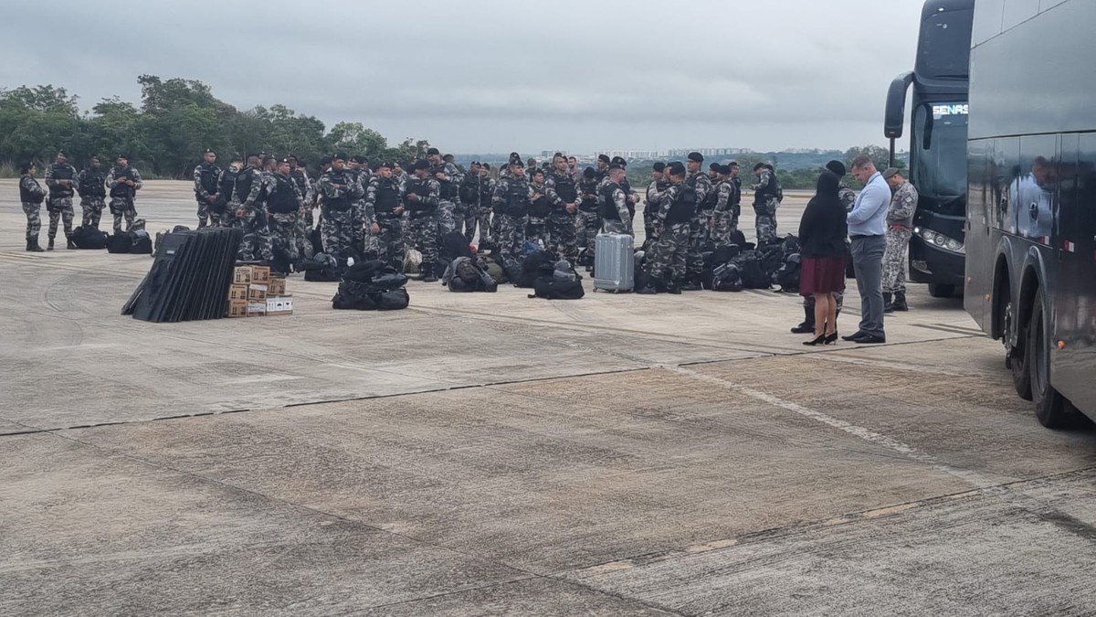 Tropa do Batalhão de Choque da Bahia desembarca em Brasília; militares ...