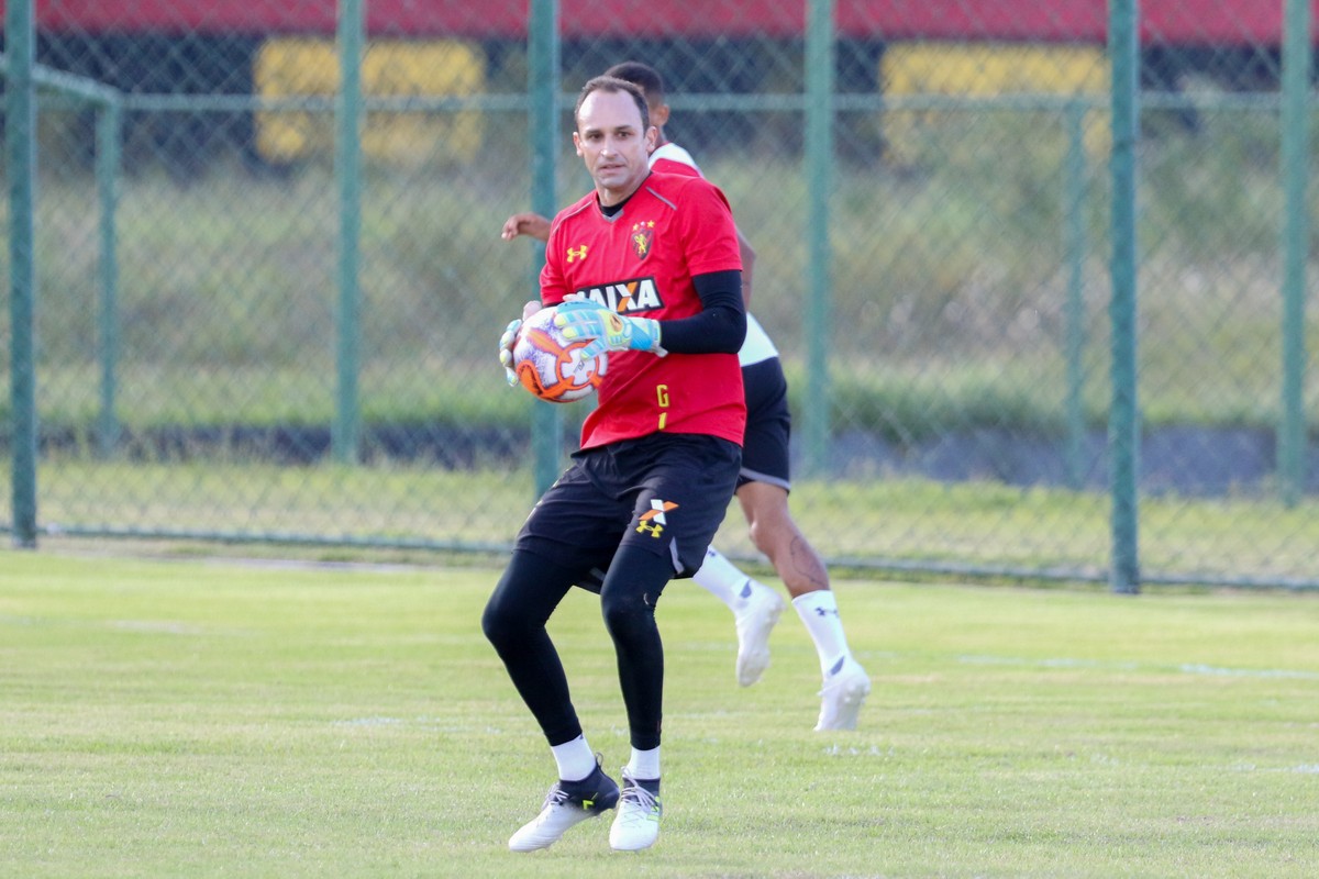 Milton Cruz confirma Sport para estreia e crava Magrão como capitão ...