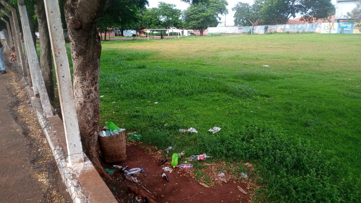 Mãe é Presa Por Abandonar Filha De 4 Meses Com Usuários De Drogas E Se