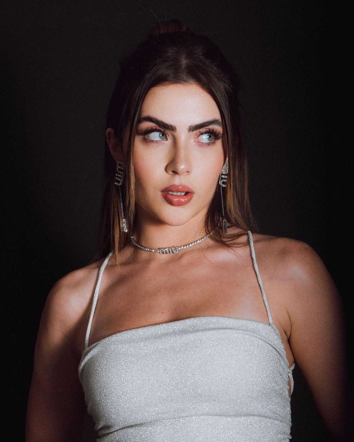 Jade Picon exibe look glow e ganha elogios: "Deusa" | Celebridades | Vogue