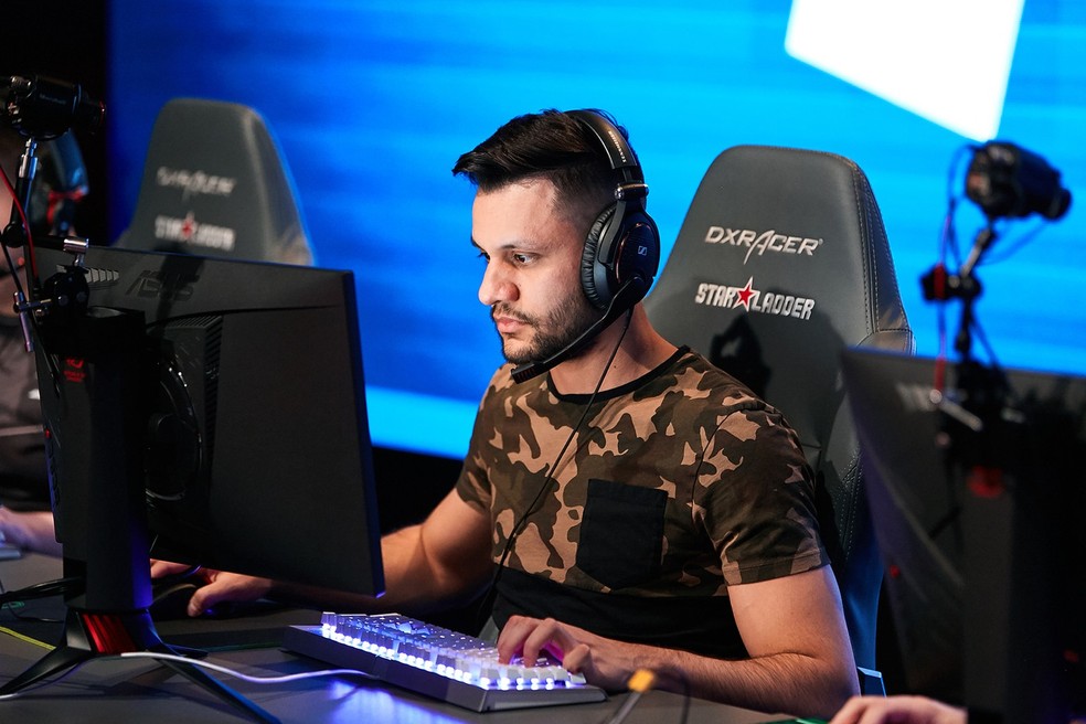 Cinco curiosidades sobre fer, atleta brasileiro de CS:GO da MIBR ...