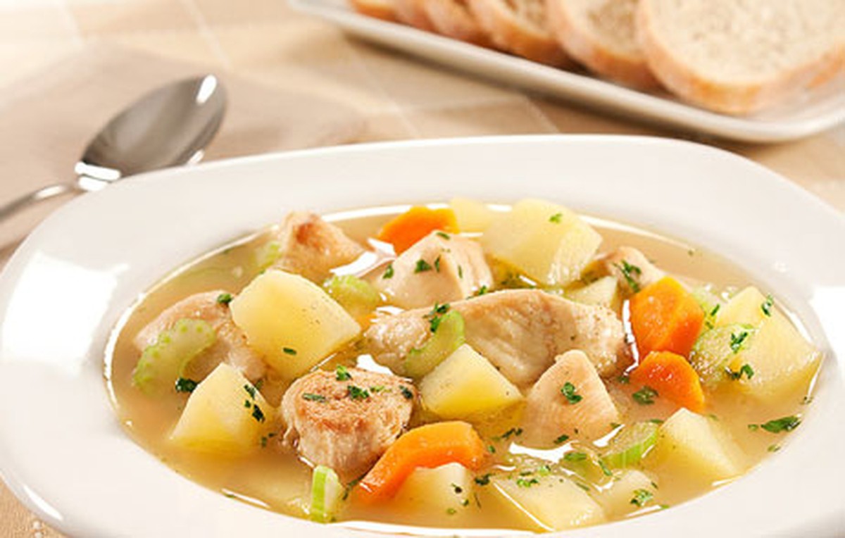 Sopa de Legumes com Frango | Receitas Gshow | Gshow